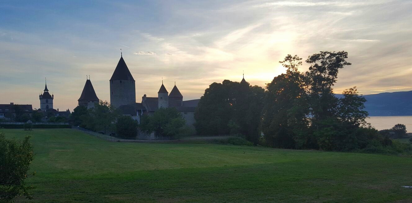 Concours d’écriture Wikimedia sur le thème des châteaux suisses – e ...